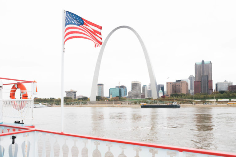 Best 9 Neighborhoods in St. Louis To Visit During Weekend Getaway